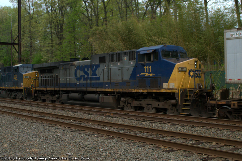 CSX AC44CW 111 trails on Q032-07